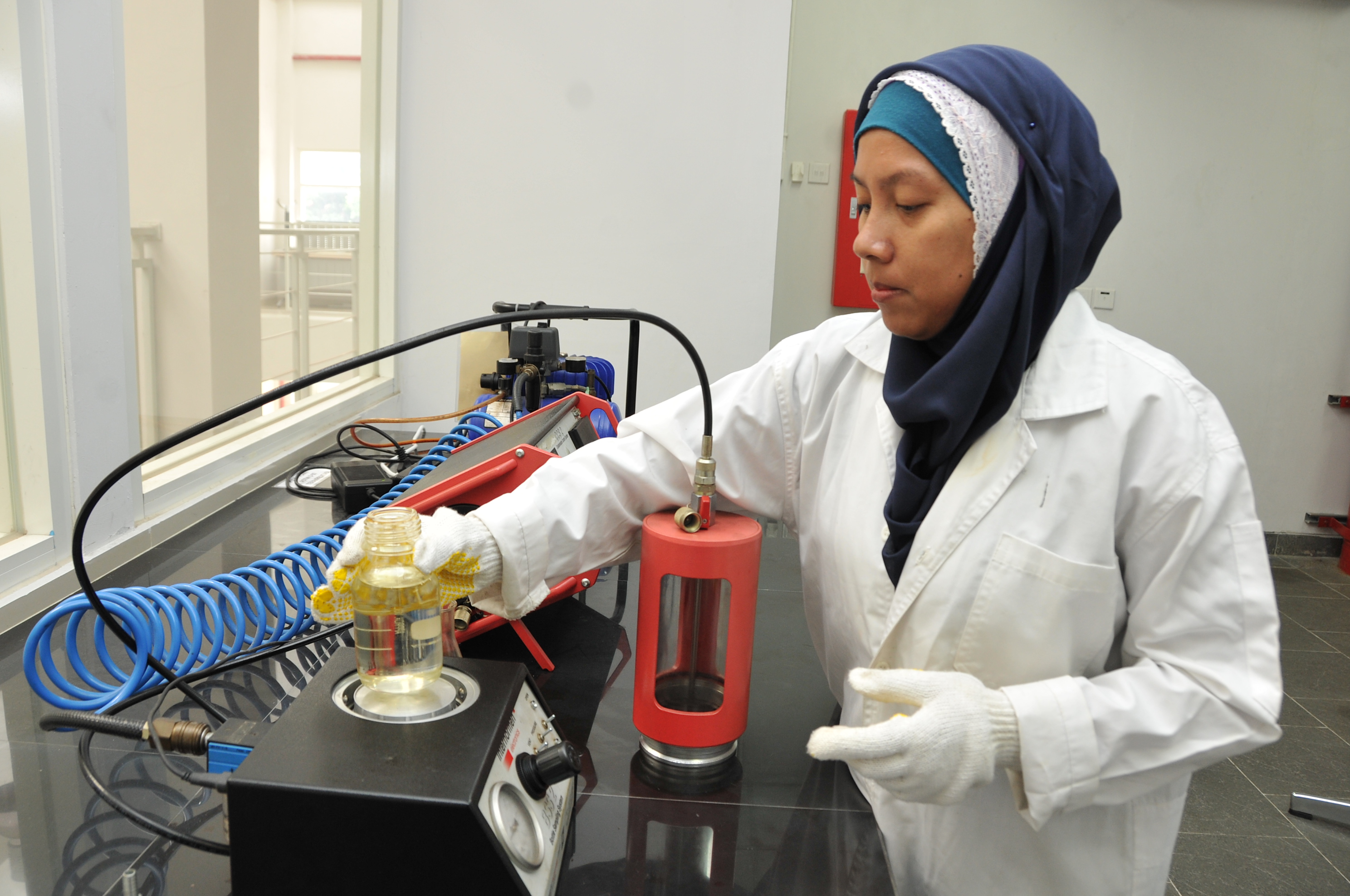 LEMIGAS - Balai Besar Pengujian Minyak dan Gas Bumi